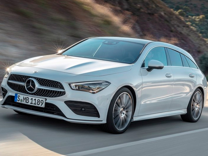 Ficha técnica completa do Mercedes-Benz CLA 200 First Edition 1.6 Turbo ...